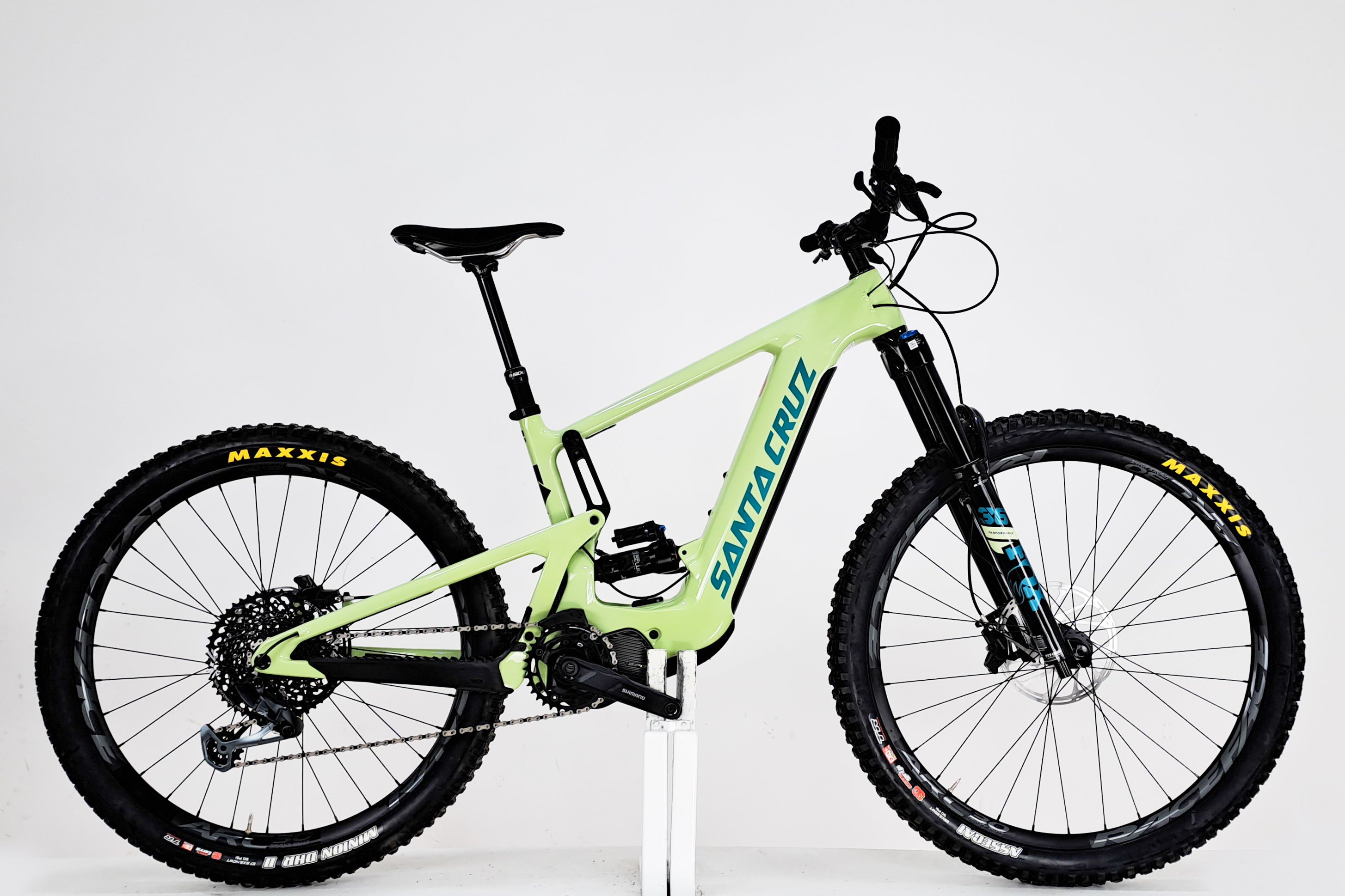 SANTA CRUZ Heckler C 2023 VTT électrique Occasion Reconditionné - Mint Bikes – MINT Bikes