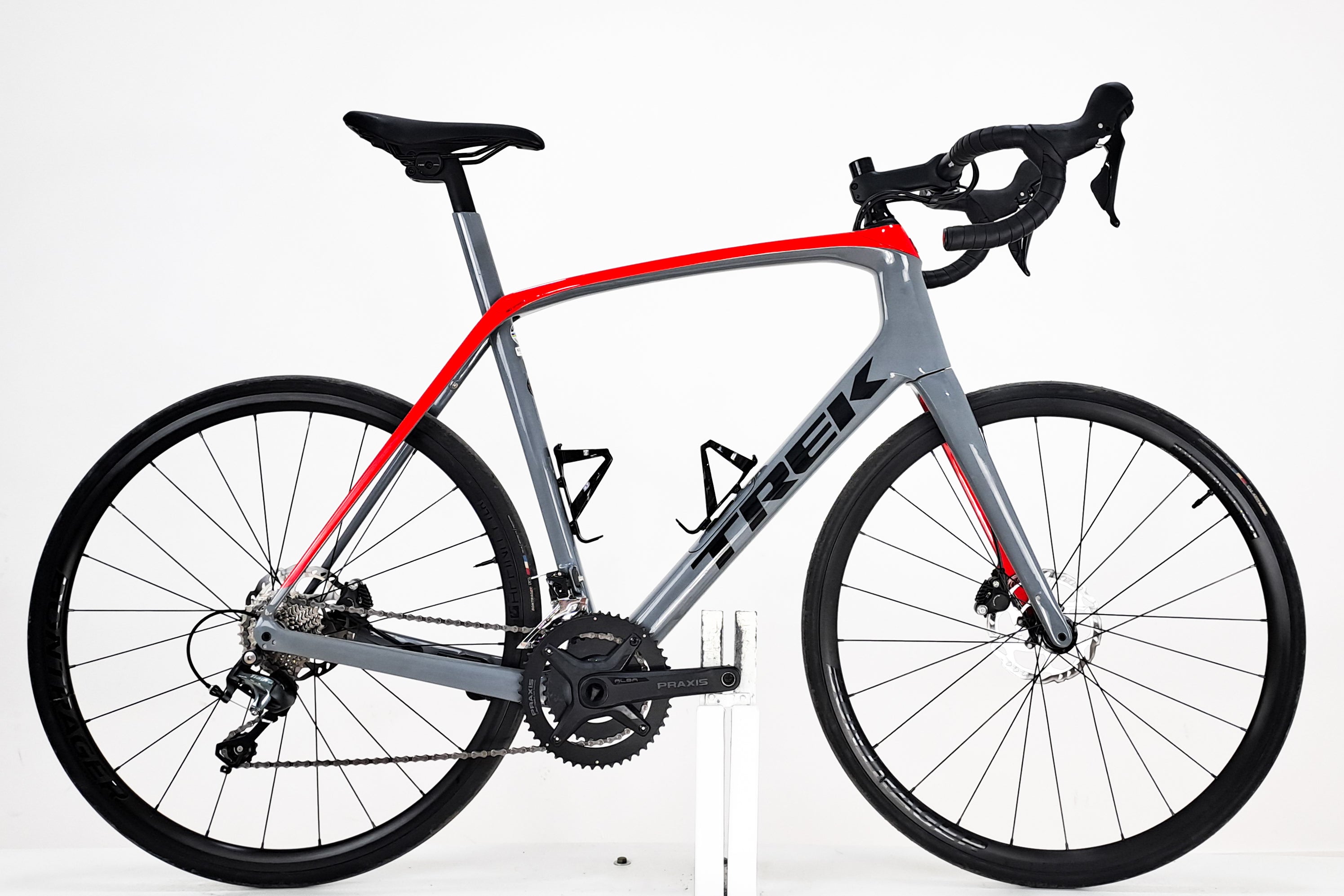 Vélo route TREK Domane SL4 Occasion Reconditionné - Mint Bikes