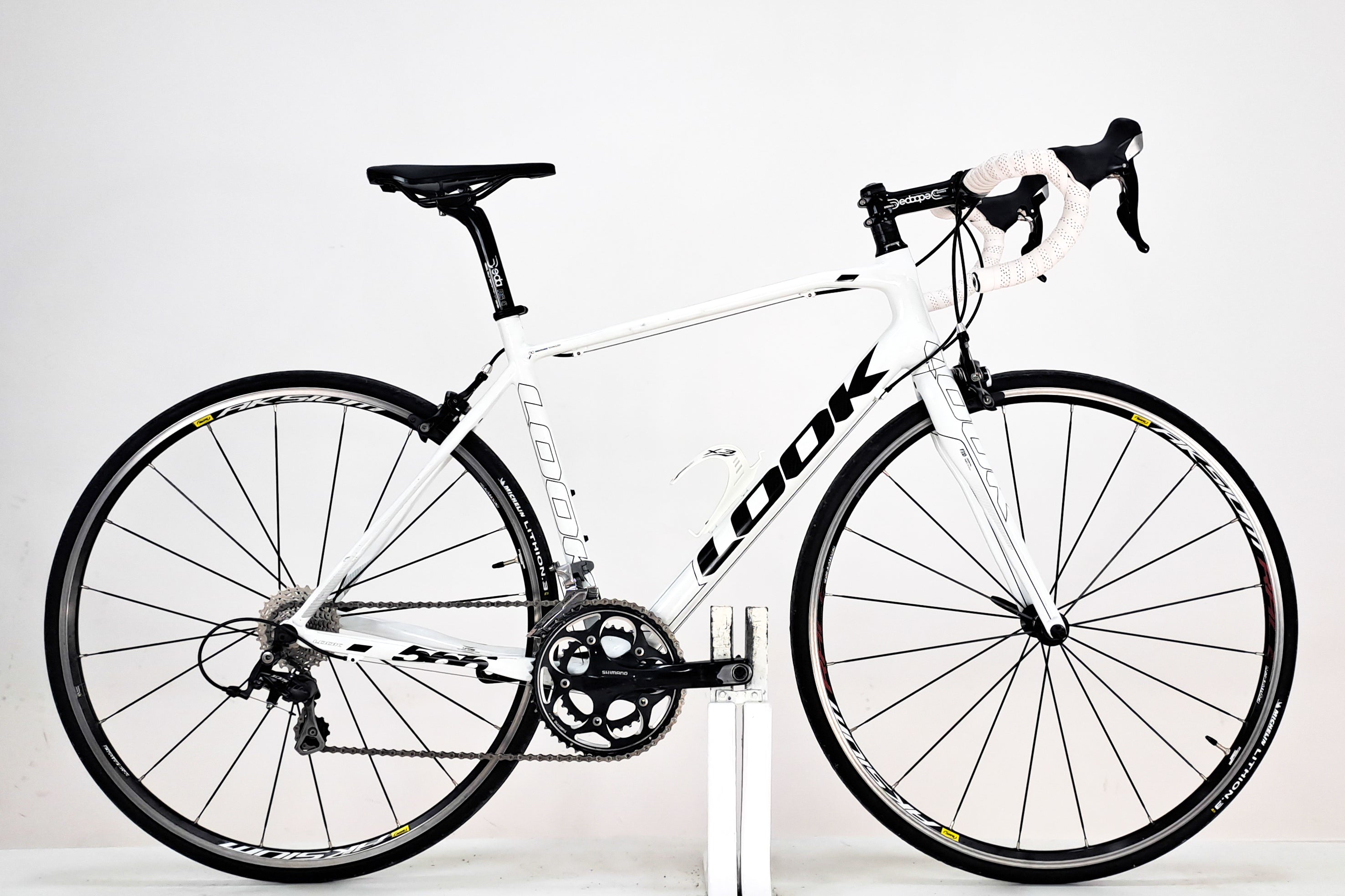 Look 566 White 105 Mix vélo de route Occasion Reconditionné - Mint Bikes